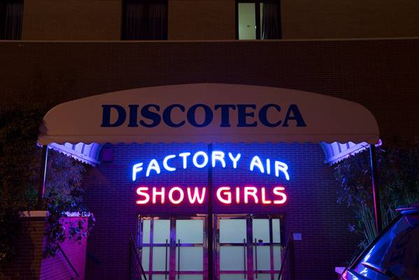 Factory Air-show Girls Discoteca ️