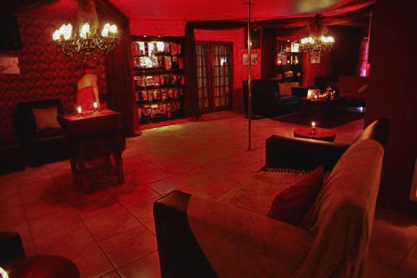 Living Room Club Cape Town | Baci Living Room